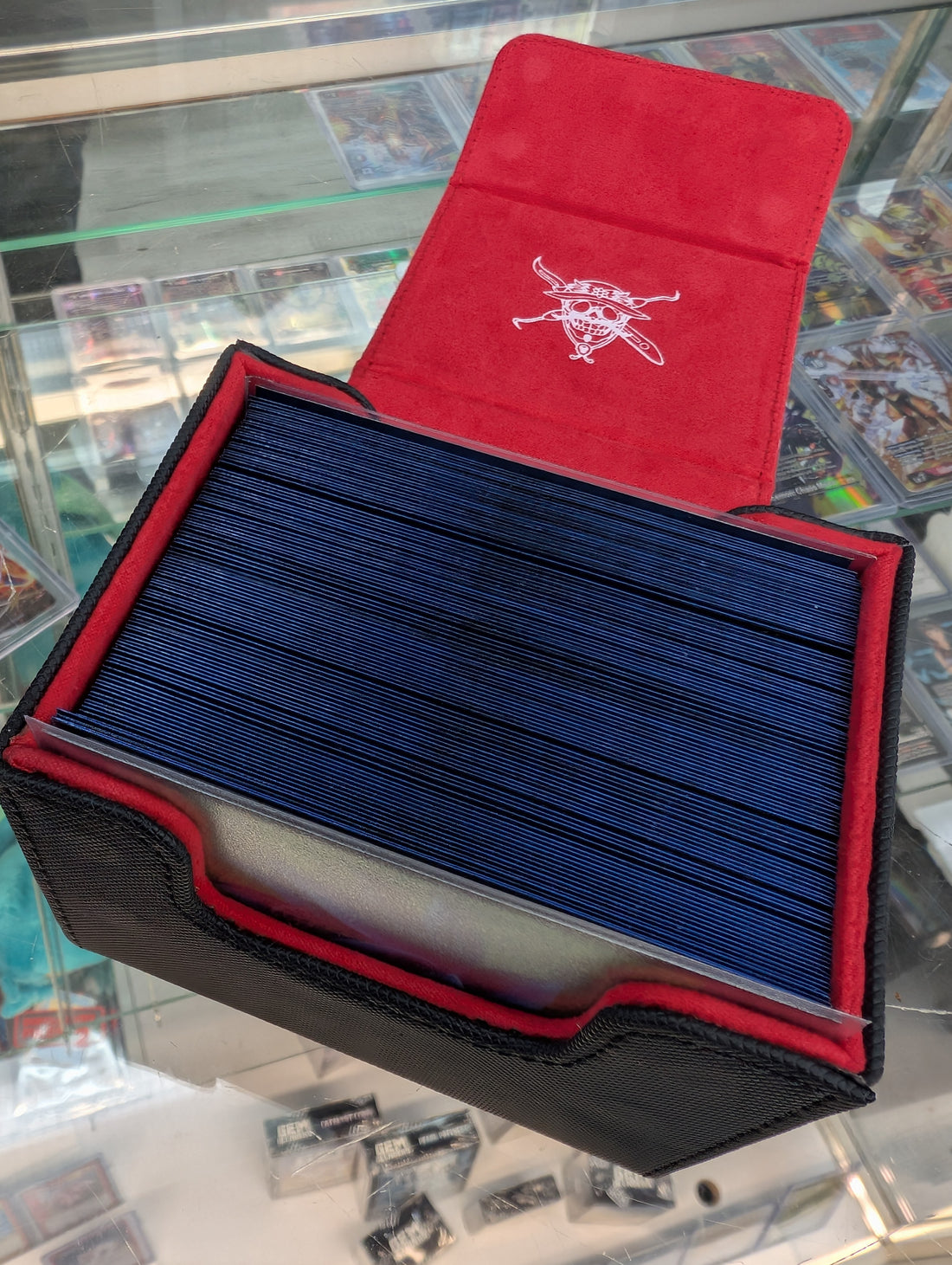 Kaizoku Kards - Deck Box - 100+ Cards – IHC Cards